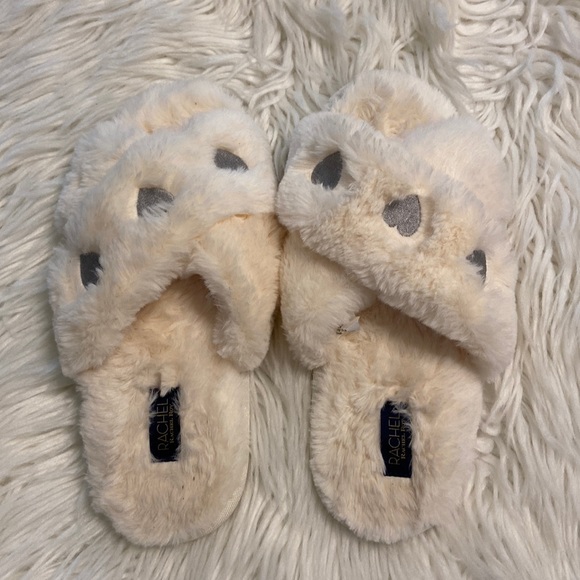 RACHEL Rachel Roy | Shoes | Rachel Roy Slippers Size 78 Fluffy And In ...